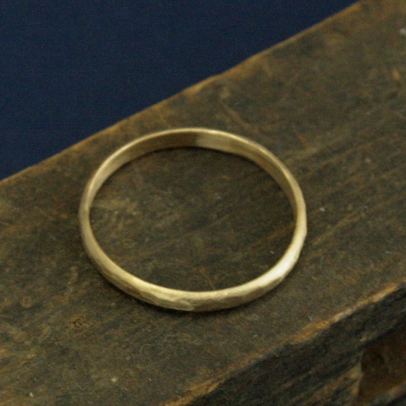 Hammered Gold Wedding Ring 2mm Wide Perfect Hammered Band Solid 14K ...