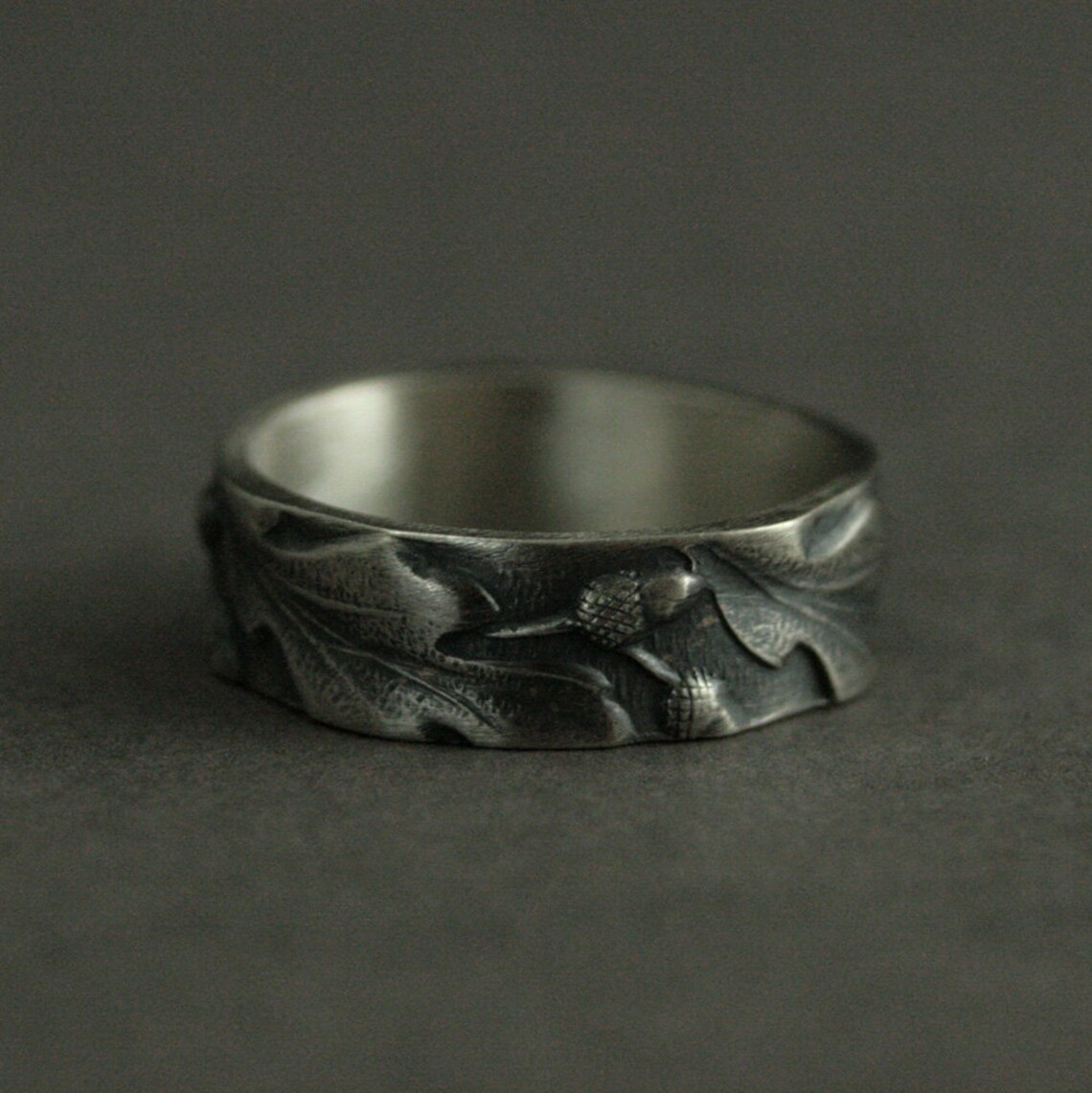 Band Tree Ring Nature Inspired Band Oak Leaf Ring Acorns Band - Etsy