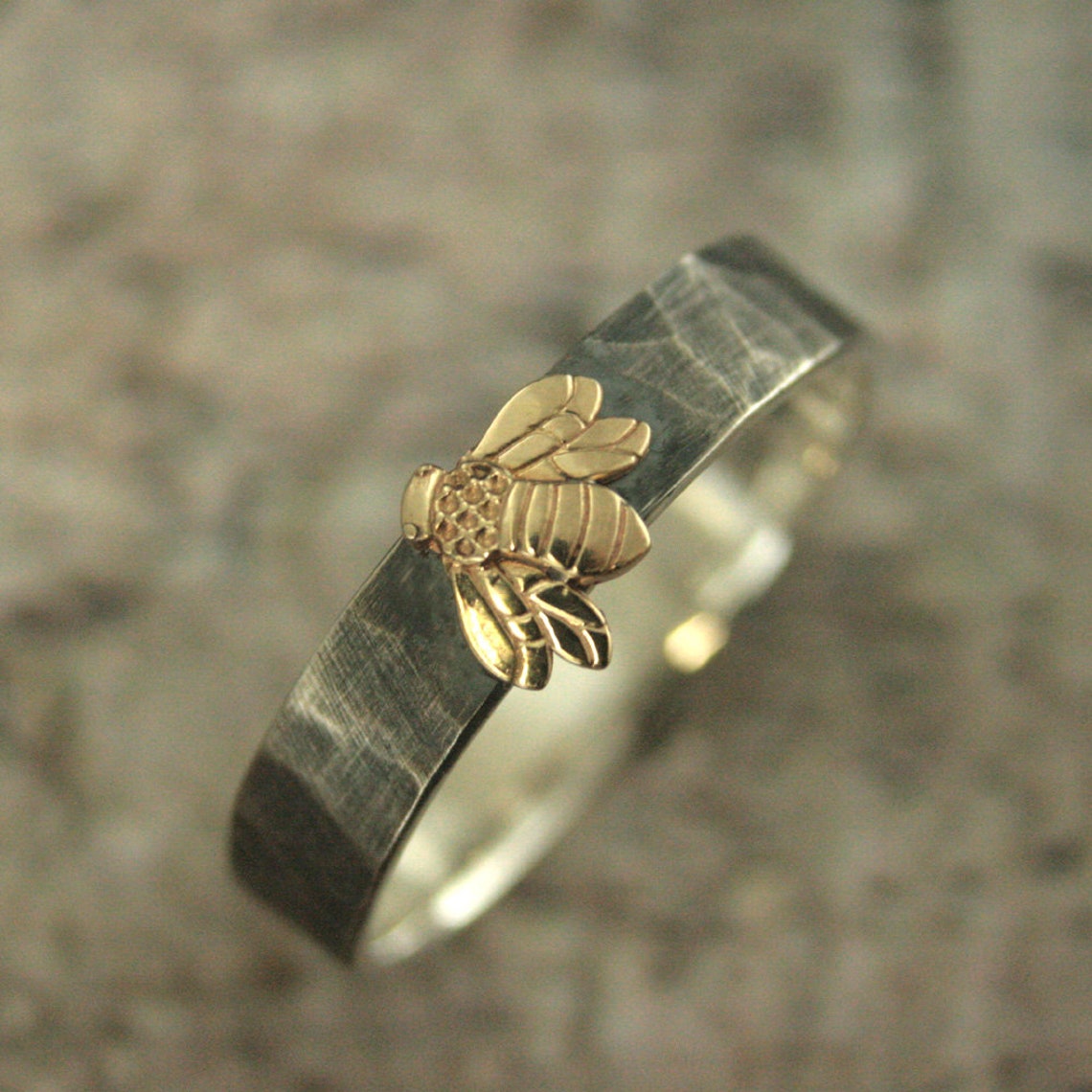 Honey Bee Ring Bumble Bee Ring Gold Bee Ring 4mm Hammered - Etsy