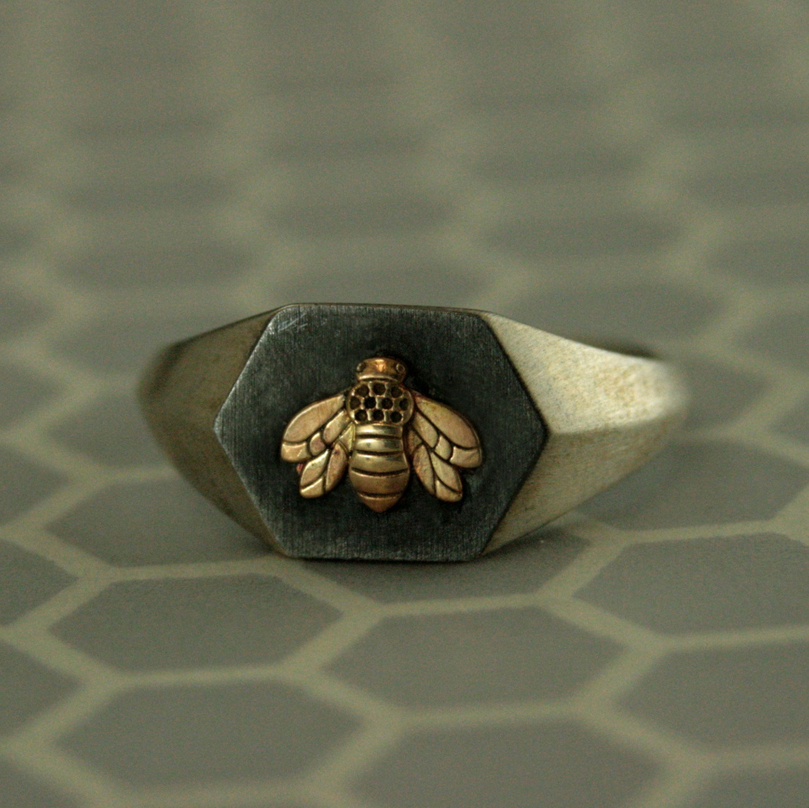 Honey Bee Signet Ring Gold Honeybee Ring Queen Bee Unique - Etsy