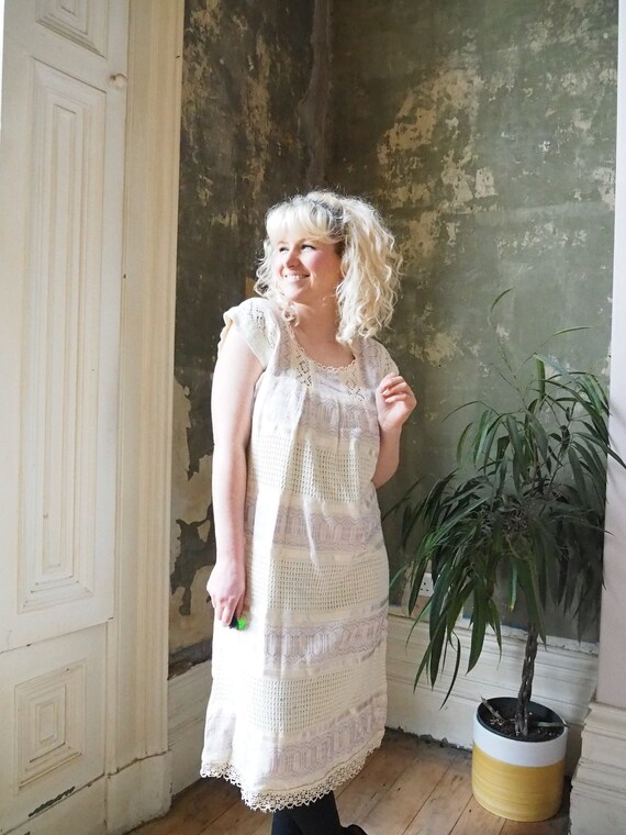 1970s Embroidered Crochet Dress Cream Pastel Purple Gem