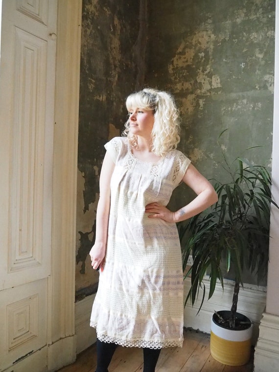 1970s EMBROIDERED CROCHET DRESS - Cream Pastel Purple… - Gem