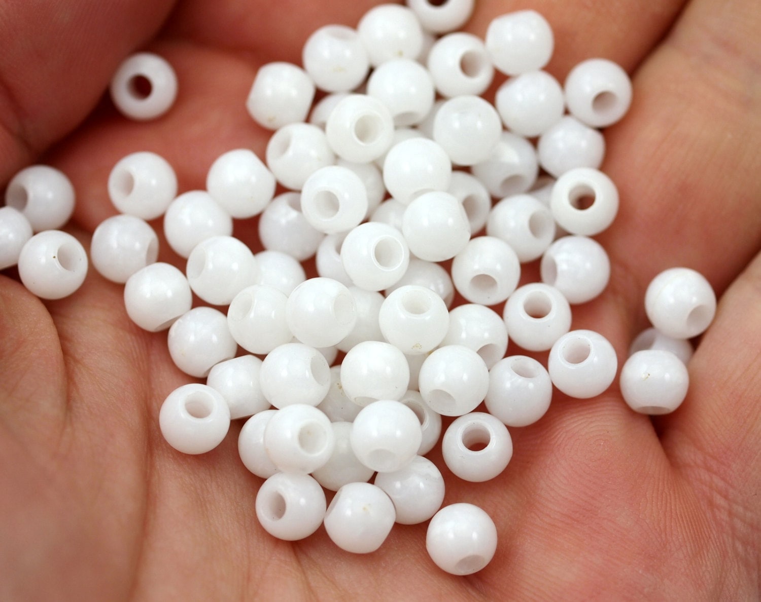 200 pcs 6 mm White Round Plastic Beads Vintage German Beads | Etsy