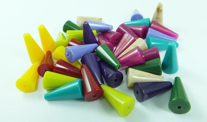 20 Psc Vintage Cone Beads 15x7 Mm geometric Lucite Beads - Etsy