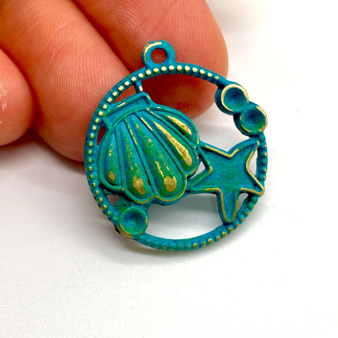 Laser Cut Charms / Patina Verdigris / Handpainted Charms / 2 Seashell ...
