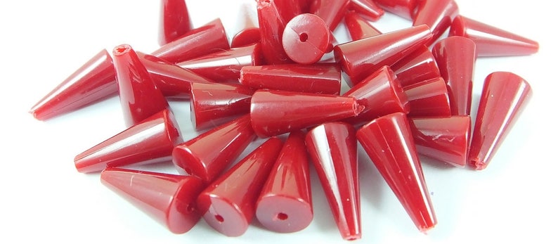 20 Psc Vintage Cone Beads, 15x7 Mm ,geometric Lucite Beads , German ...