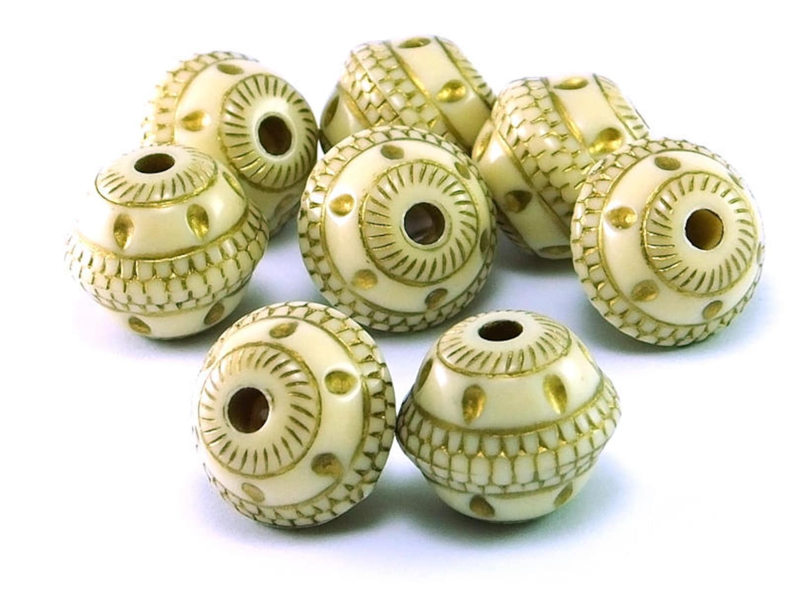 Roundal Carved Embellishment Plastic Beads Findings 16 Mm - Etsy