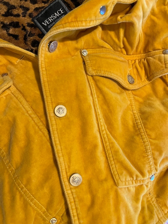 VERSACE • RARE VINTAGE golden yellow velvet & leopard… - Gem