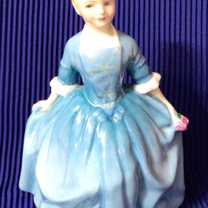 W140 Vintage Royal Doulton A Child From Williamsburg Beautiful Lady ...