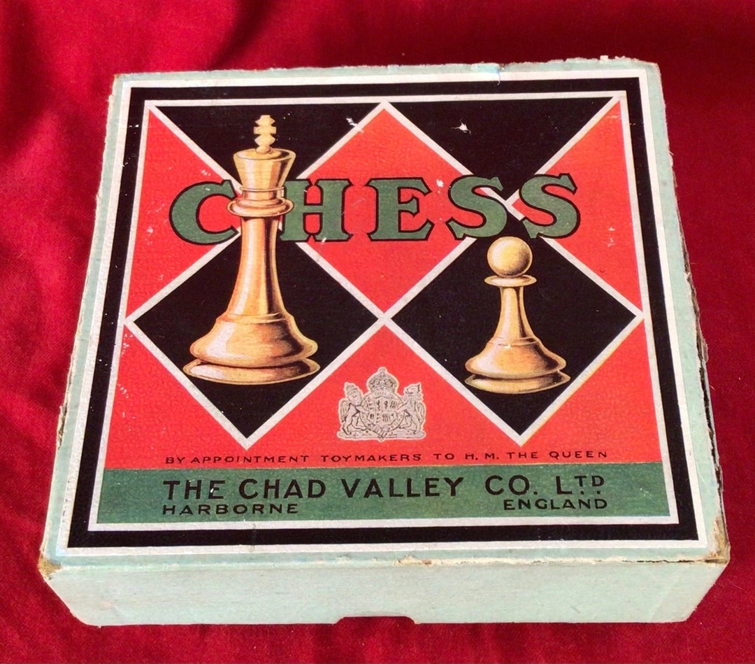 CD7 Vintage Complete Chess Set With Box. Free Shipping. - Etsy UK
