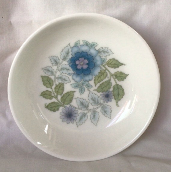 BC42 Vintage Wedgwood “ Clementine “ Pattern Pin Dish… - Gem