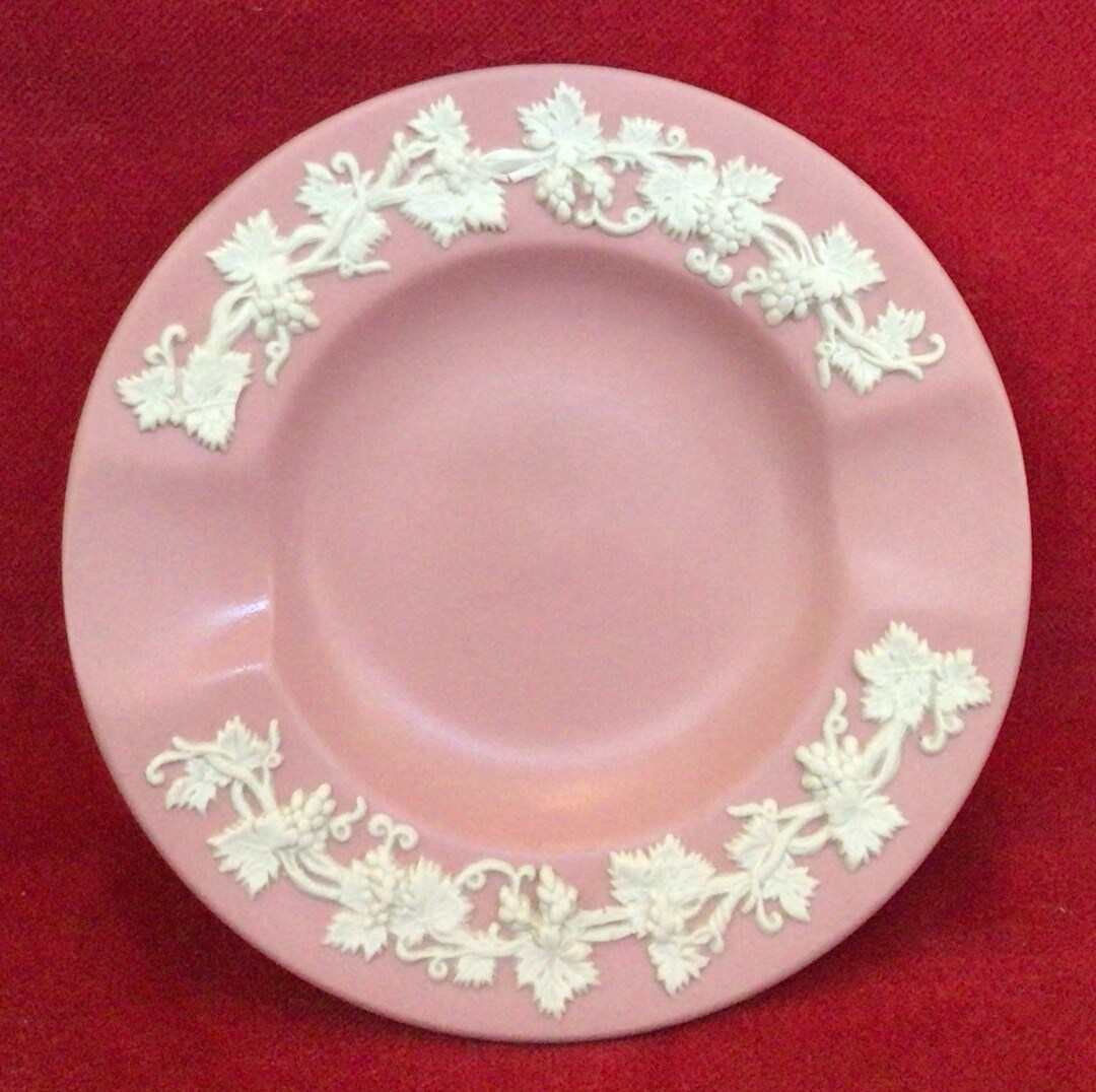 W123 Vintage Wedgwood Pink Jasper Ware Grapevine Pattern Small Ashtray ...