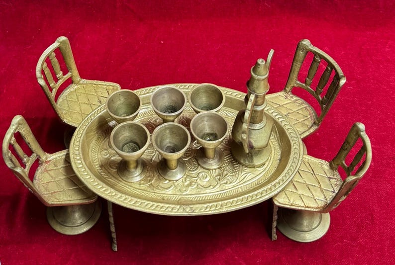 Z233 Vintage 1960s Miniature Brass Doll’s House Furniture Set (package ...