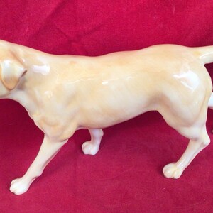 W200 Vintage Jhon Beswick Labrador Yellow Dog Figurine. Tracked ...