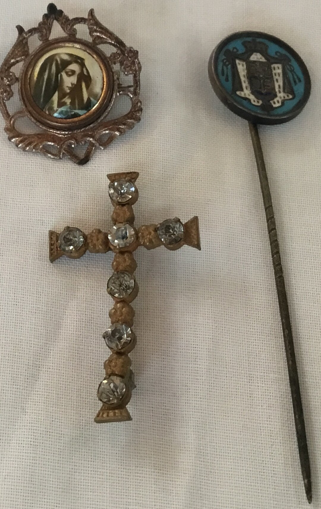K158 Antique Religious 3 Brooches. Crucifix Medal of Virgin - Etsy