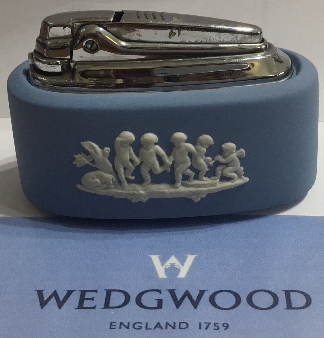 CD16 Vintage Wedgwood Blue Jasper Ware Table Lighter (lighter Part Not ...