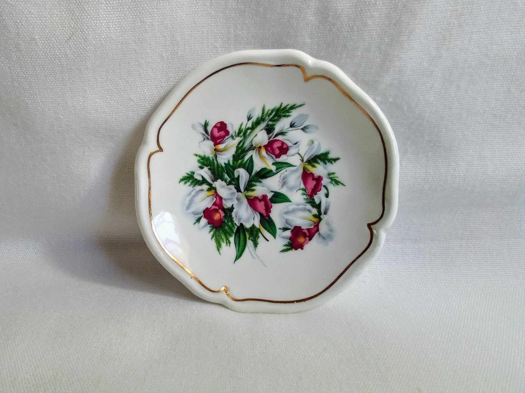Bc98a Vintage Stuart Bone China Plate. Floral Design. Tracked Shipping ...