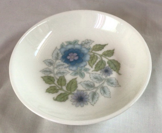 BC42 Vintage Wedgwood “ Clementine “ Pattern Pin Dish… - Gem