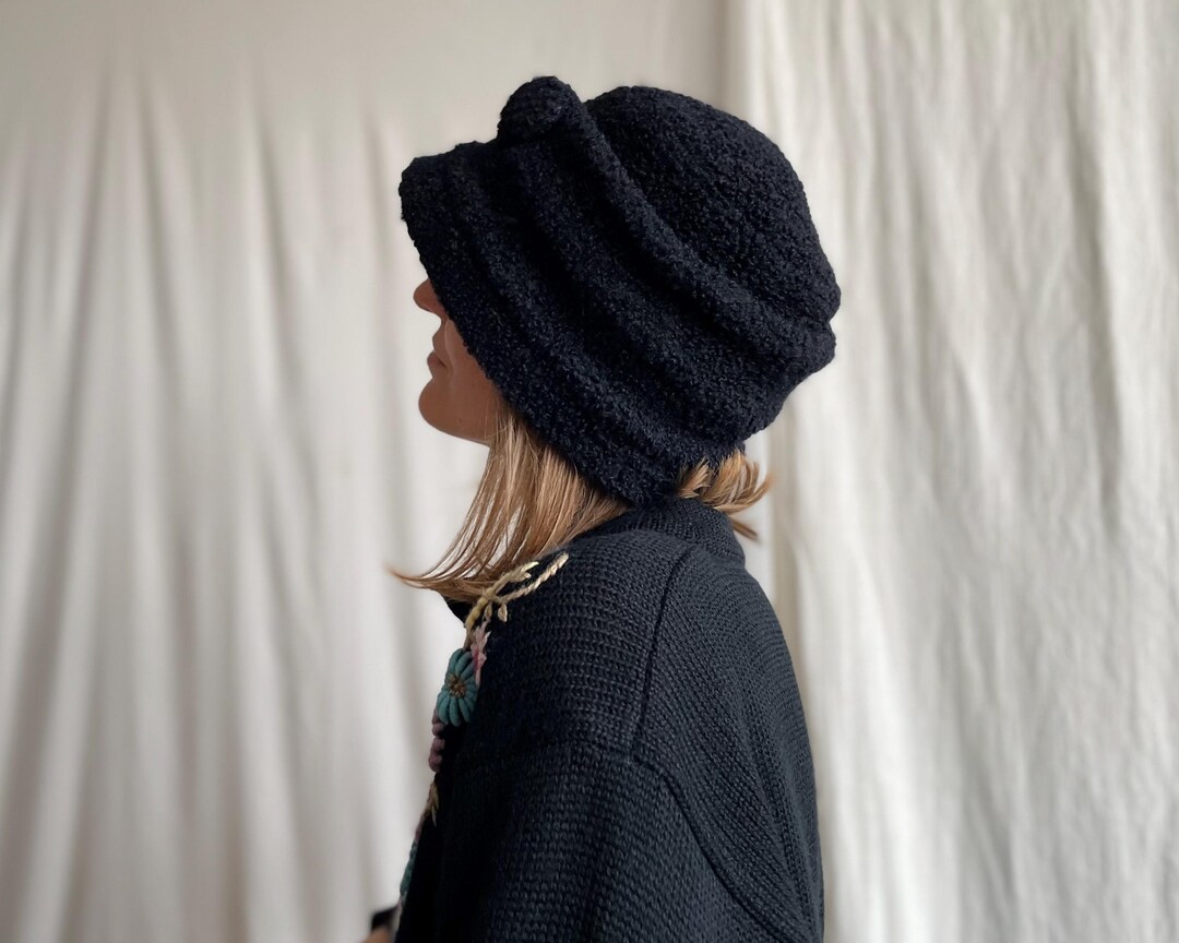Vintage Shearling Texture Ladies Bucket Hat in Black Wool Blend ...