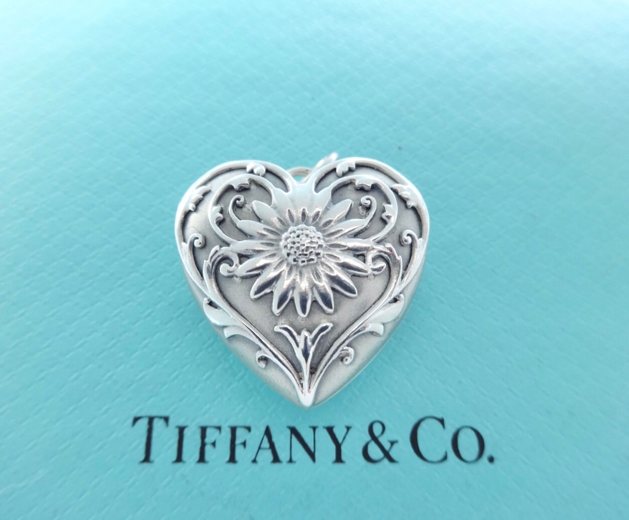 Tiffany ziegfeld locket store