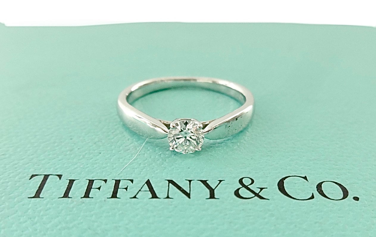 Tiffany and co platinum ring store