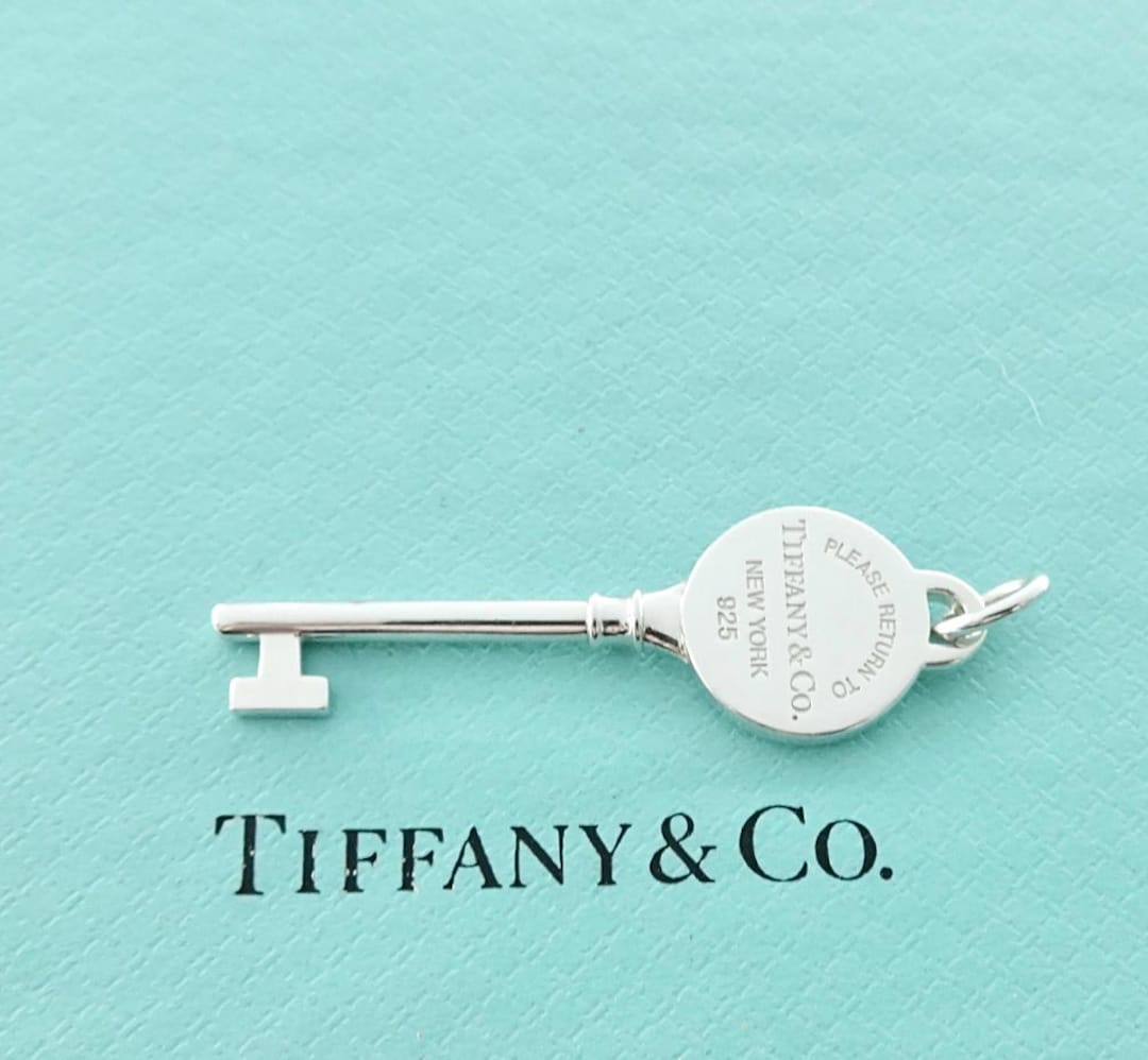 Authentic Return to Tiffany Round Key Charm Tiffany & Co. Sterling ...
