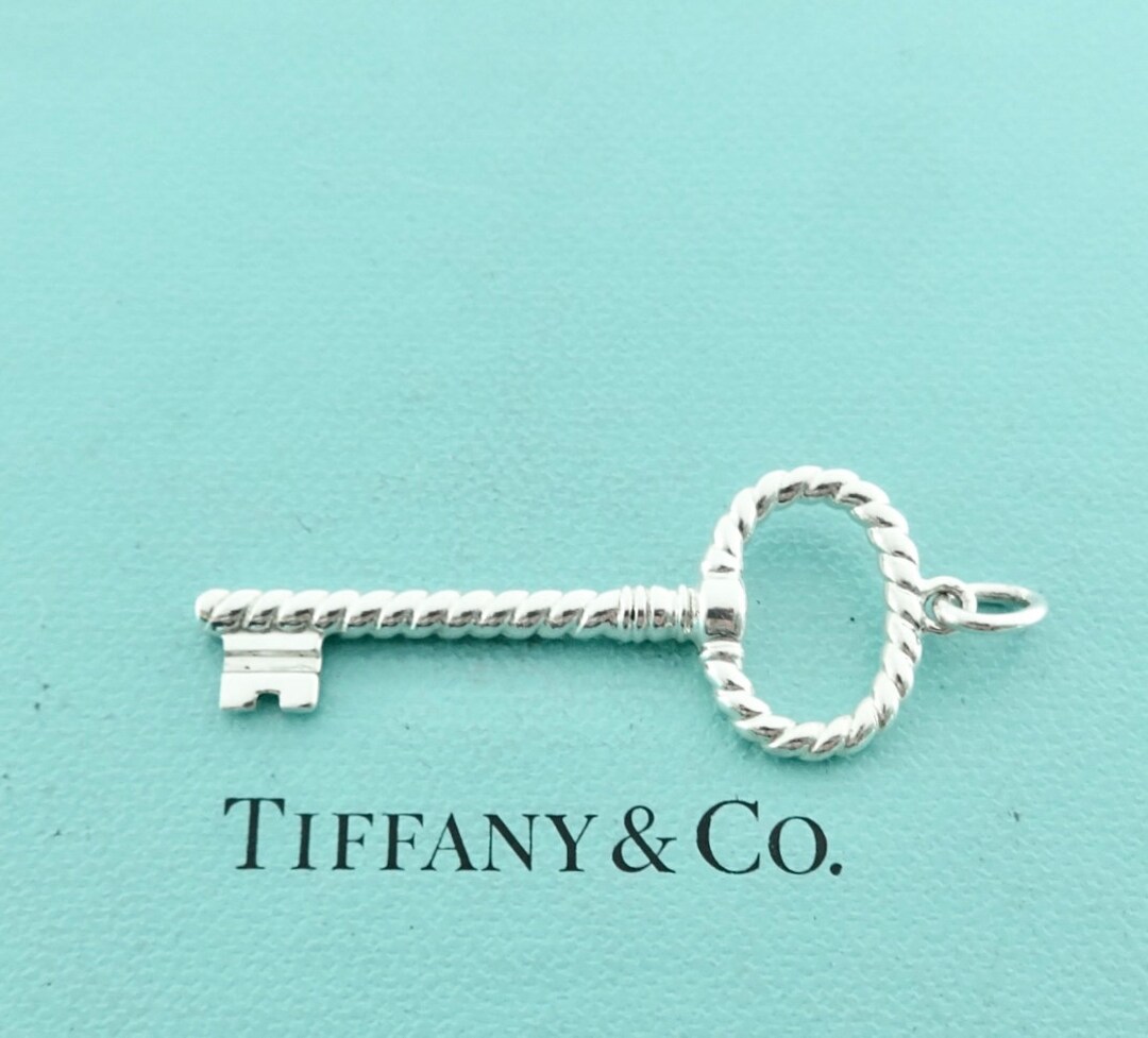 Authentic Tiffany & Co. Oval Twist Key Sterling Silver Twisted Size ...