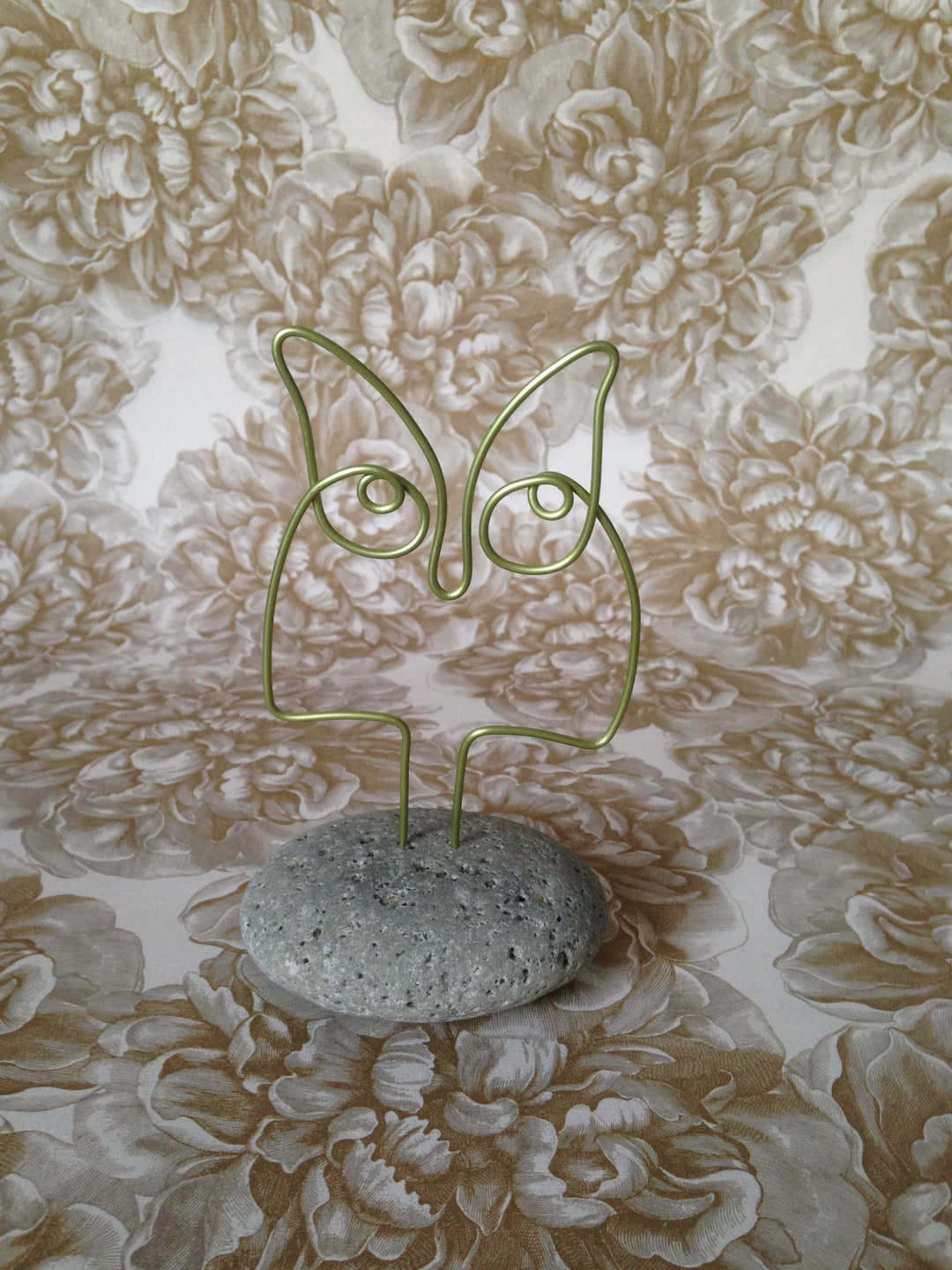 Medium Wire Owl Sculpture on a Beach Stone Base - Etsy