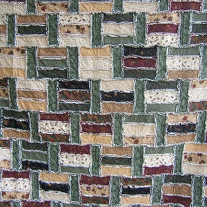 Flannel Lap or Bed Quilt, Frayed Raw Edge Quilt, Soft, Warm & Cuddly ...
