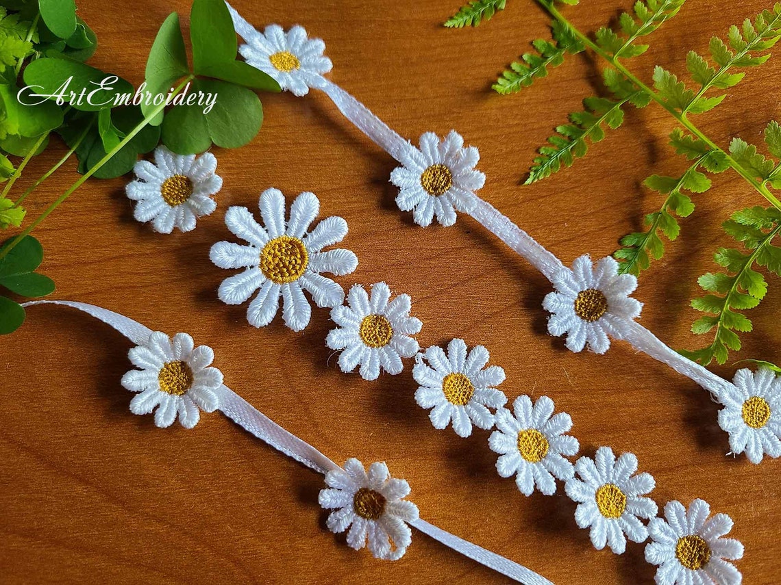 FSL Daisy Borders and Garlands: Machine Embroidery Designs (digital ...