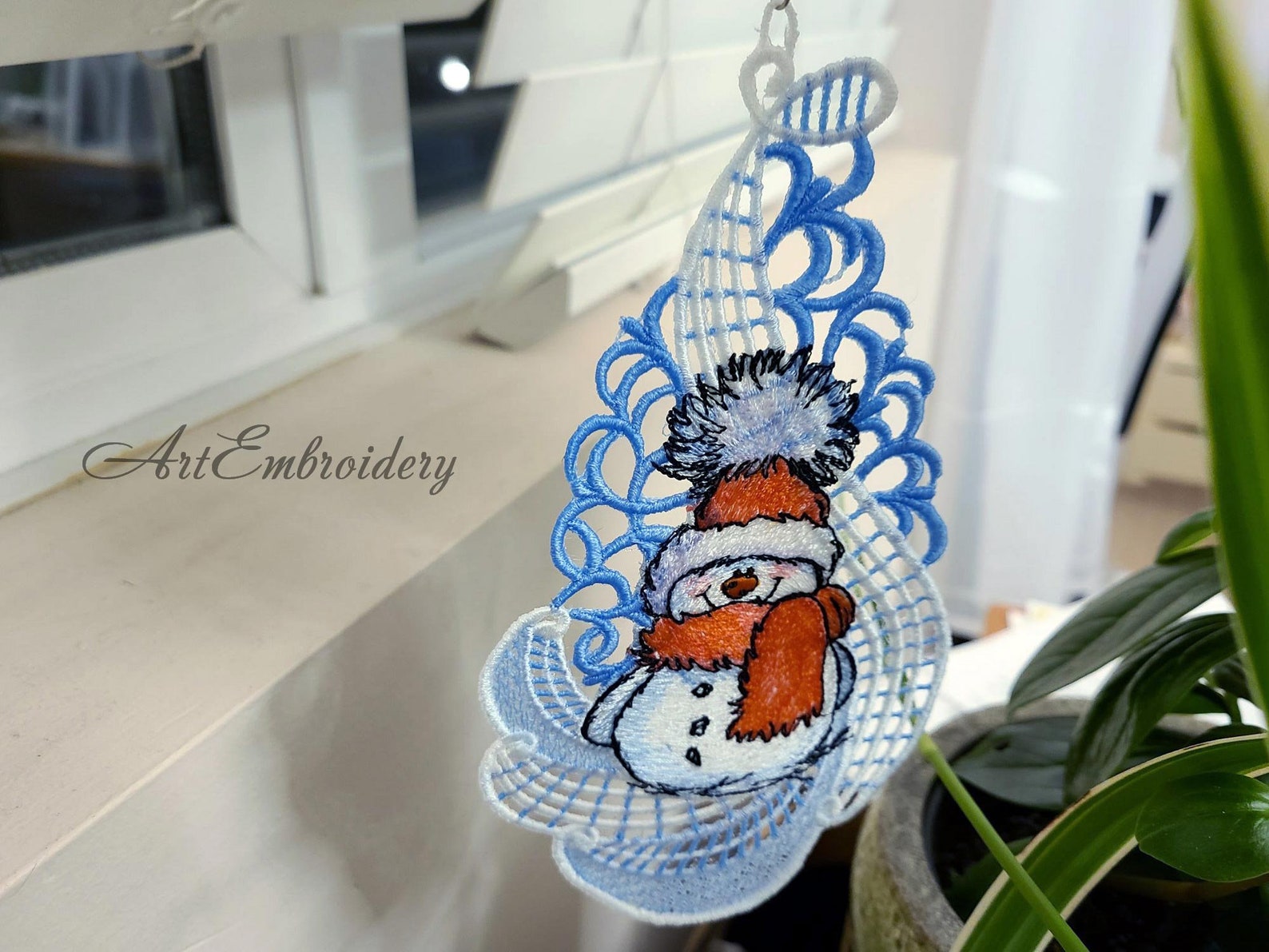 FSL Snowman Machine Embroidery Design: Christmas Ornament (5x7, 6x8 ...