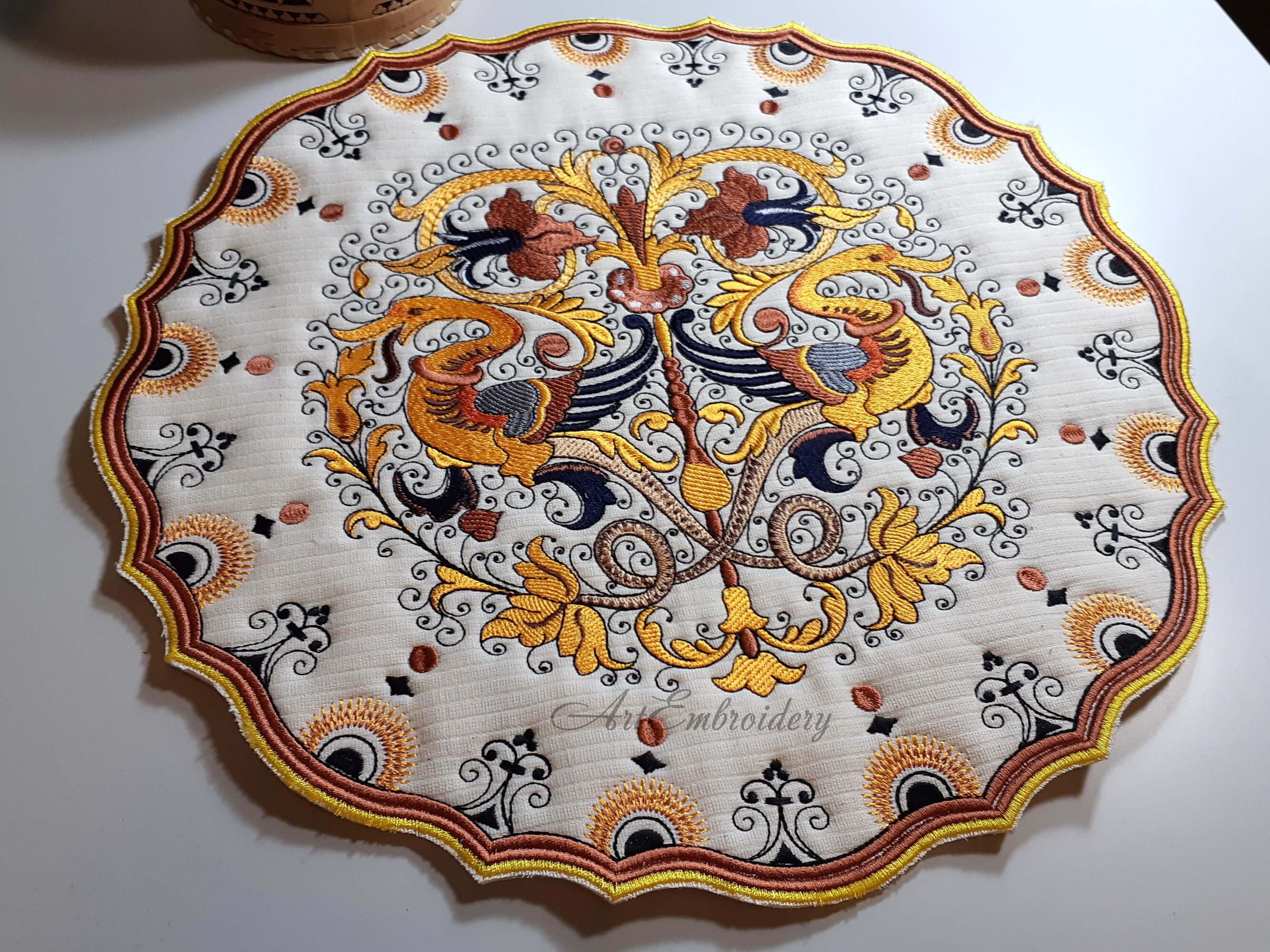 Italian Tile Doily Machine Embroidery Design: ITH Project (6x8 to 14x14 ...