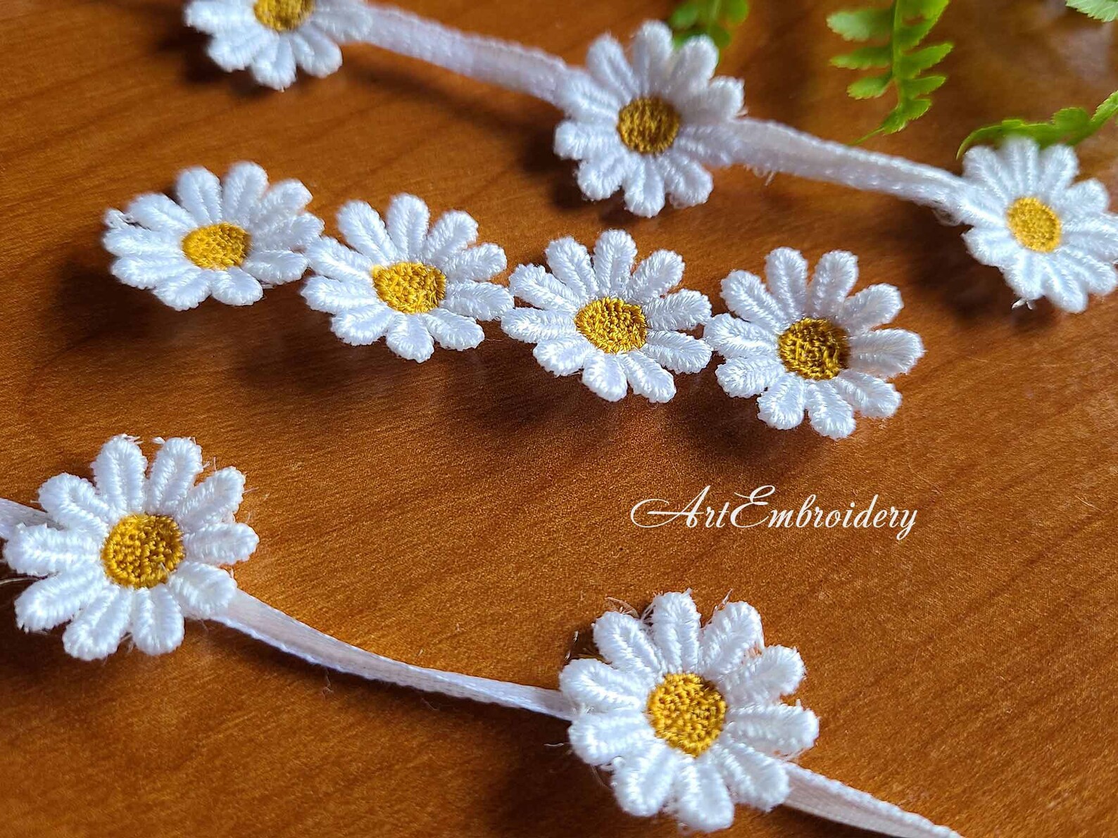 FSL Daisy Borders and Garlands: Machine Embroidery Designs (digital ...