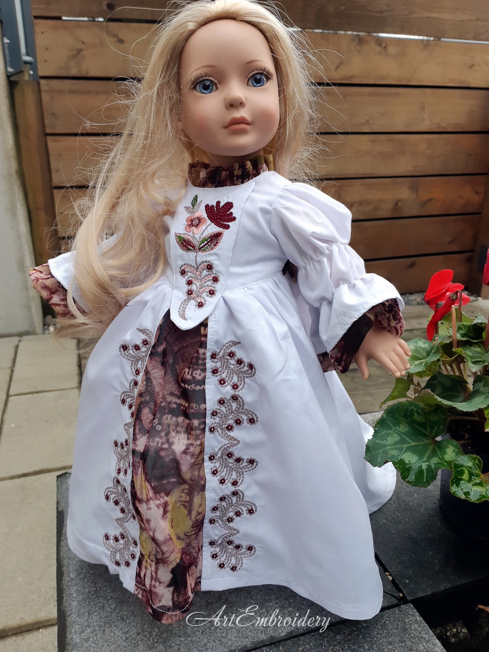 Chain Borders and Flowers Machine Embroidery Doll Designs - Etsy Canada