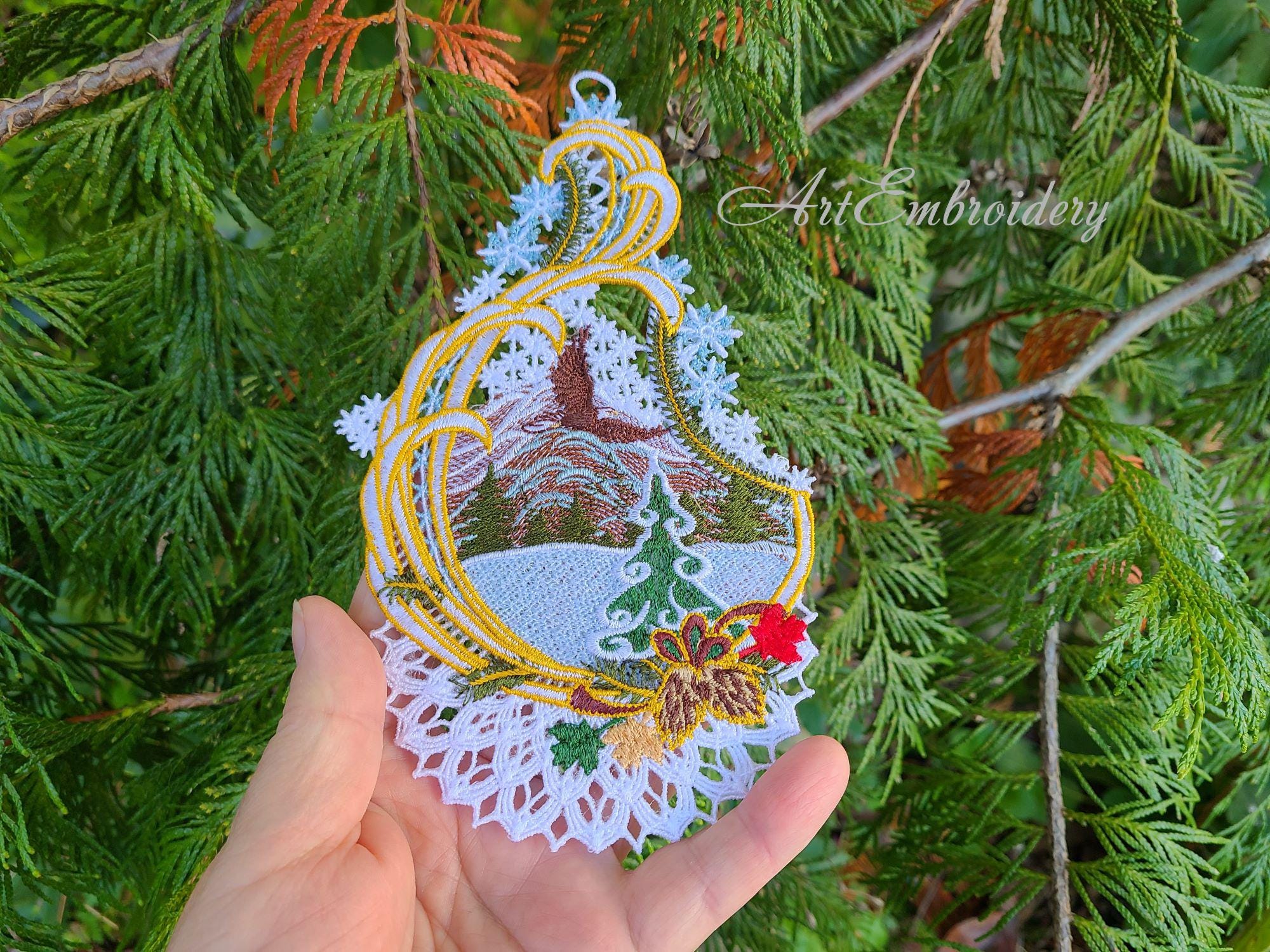 FSL Mountain Scenery Ornament: Machine Embroidery Lace Design (6x8 ...