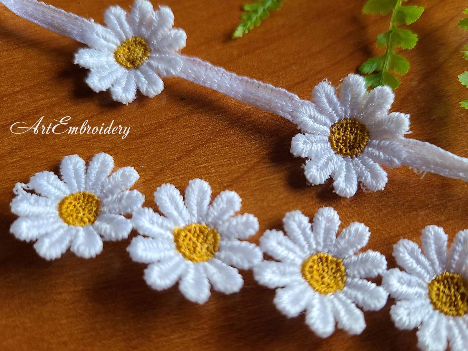 FSL Daisy Borders and Garlands: Machine Embroidery Designs (digital ...