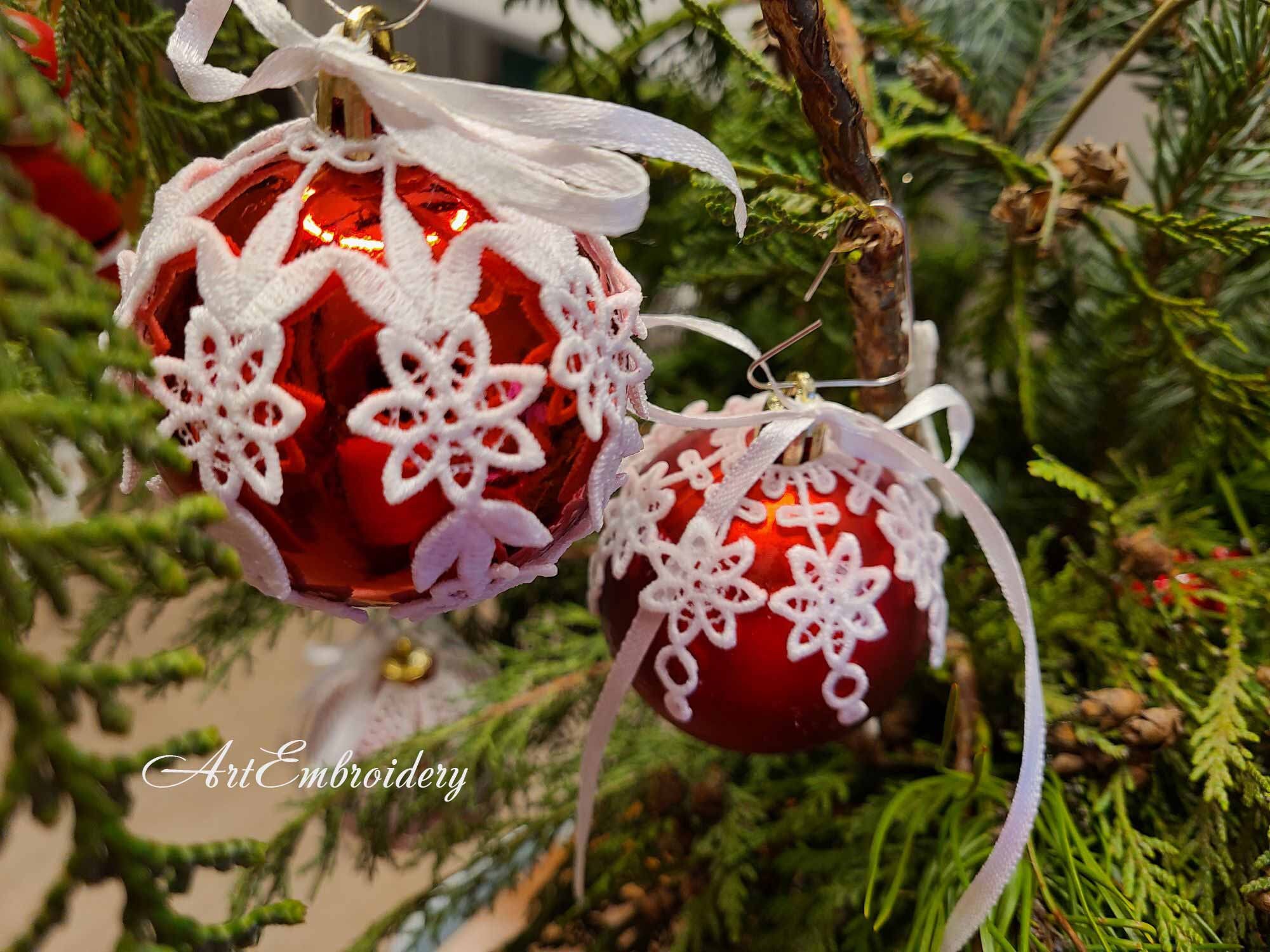 FSL Ball Ornament Covers: Machine Embroidery Lace Designs (5x5 to 7x7 ...