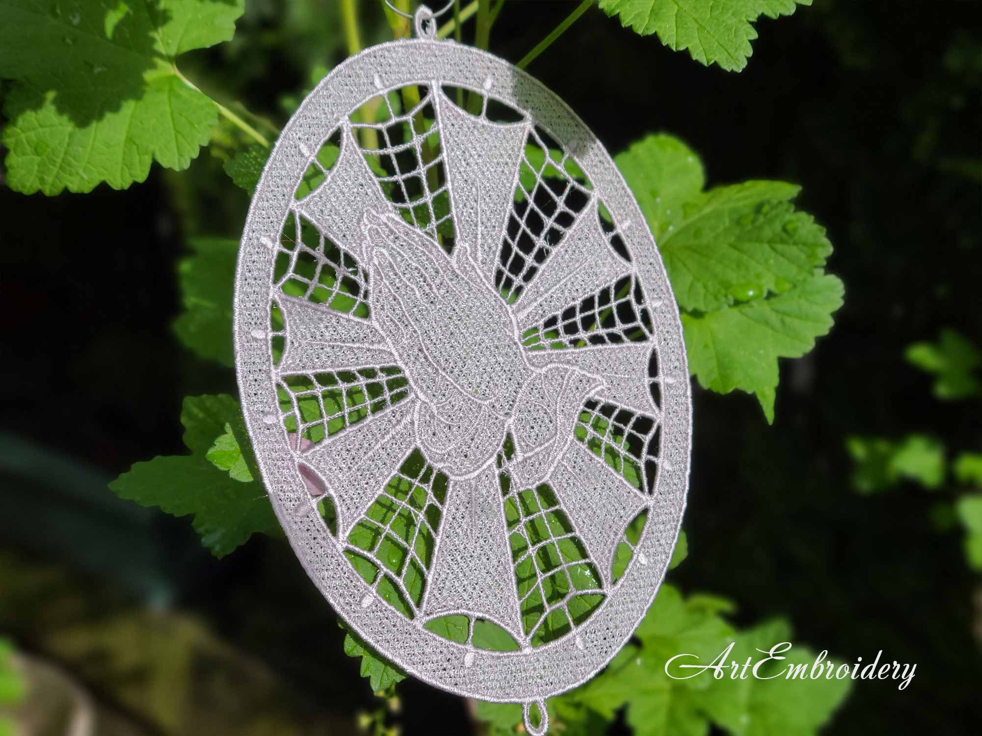 FSL Praying Hands Medallion: Christian Lace Embroidery Design (digital ...