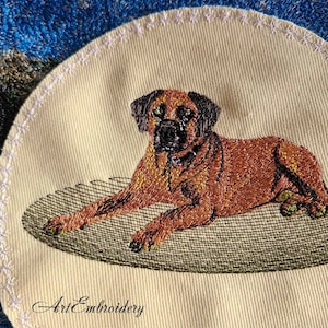 Rhodesian Ridgeback Machine Embroidery Design: Naturalistic Dog ...