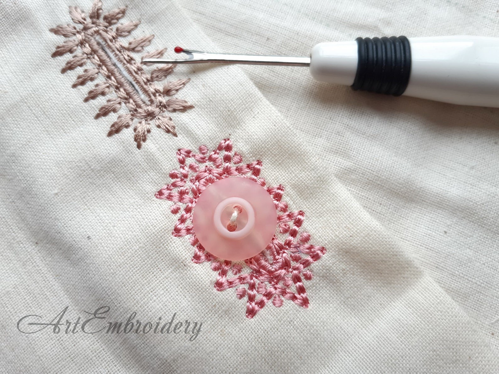Historical 18-19th Century 4 Buttonholes - Machine Embroidery Designs ...