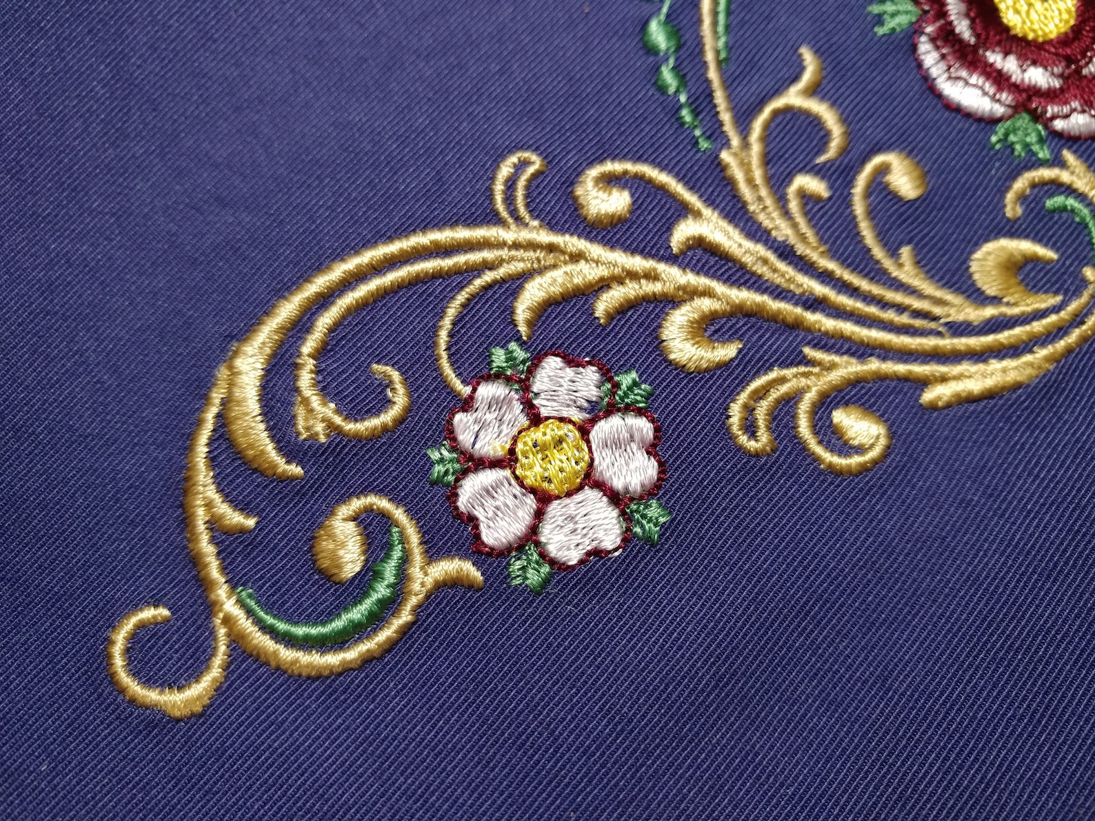 Tudor Rose Scroll Borders 1 Machine Embroidery Designs Set | Etsy Canada