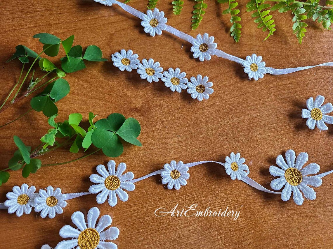 FSL Daisy Borders and Garlands: Machine Embroidery Designs (digital ...