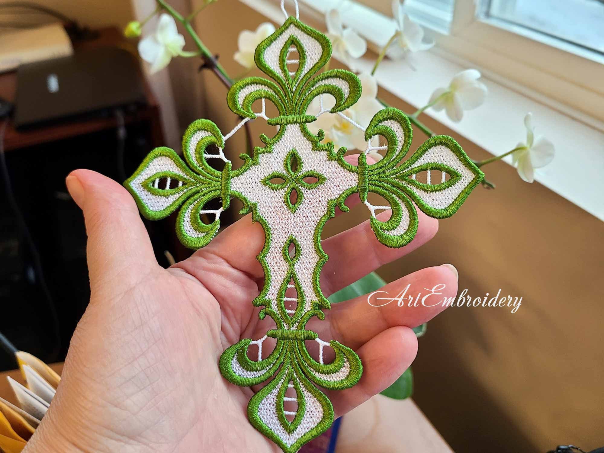 FSL Fleur-de-lis Cross ITH Project Machine Embroidery Plain - Etsy