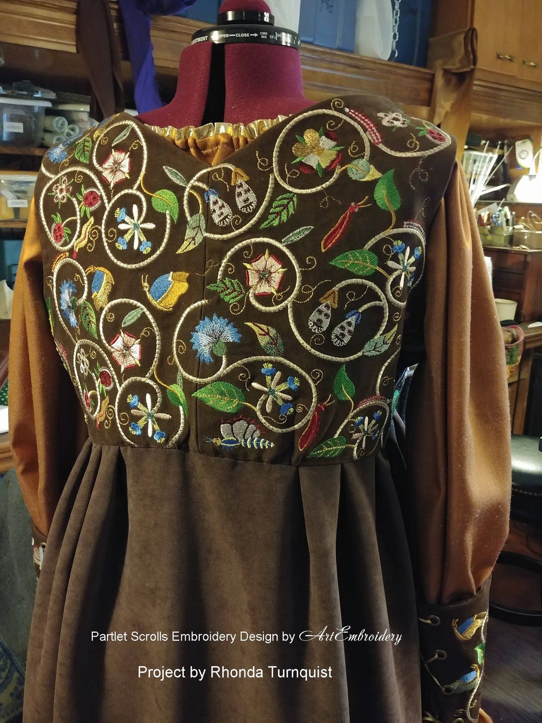 Partlet Scrolls 16th Century - Machine Embroidery Designs Set for ...