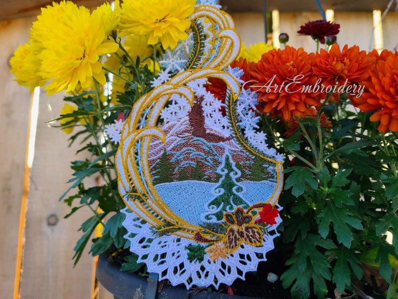 FSL Mountain Scenery Ornament: Machine Embroidery Lace Design (6x8 ...