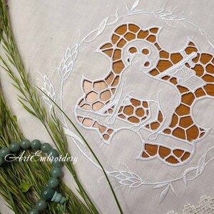 Agnus in Cutwork Cross - Machine Embroidery ITH Richelieu Insert Lace Motif Design, Cut Fabric ...