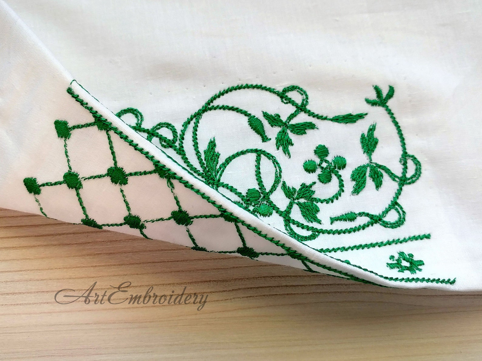 Lady in Green Blackwork Collar Machine Embroidery Designs | Etsy