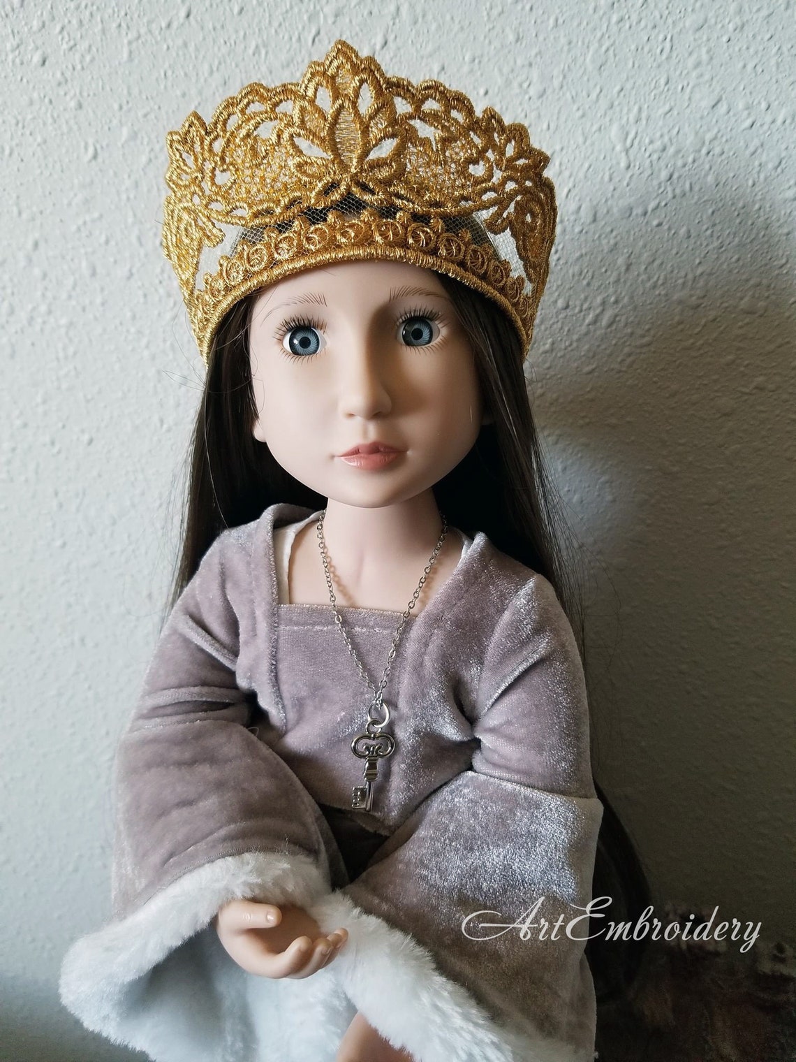 Royal Crown Machine Embroidery Design: 16-18" Dolls (6x8", 6x14" Hoops ...