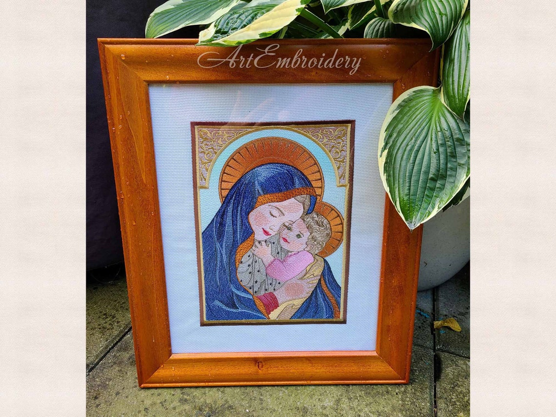 Madonna and Child Machine Embroidery Design (6x10, 8x12, 10x14" Hoops ...