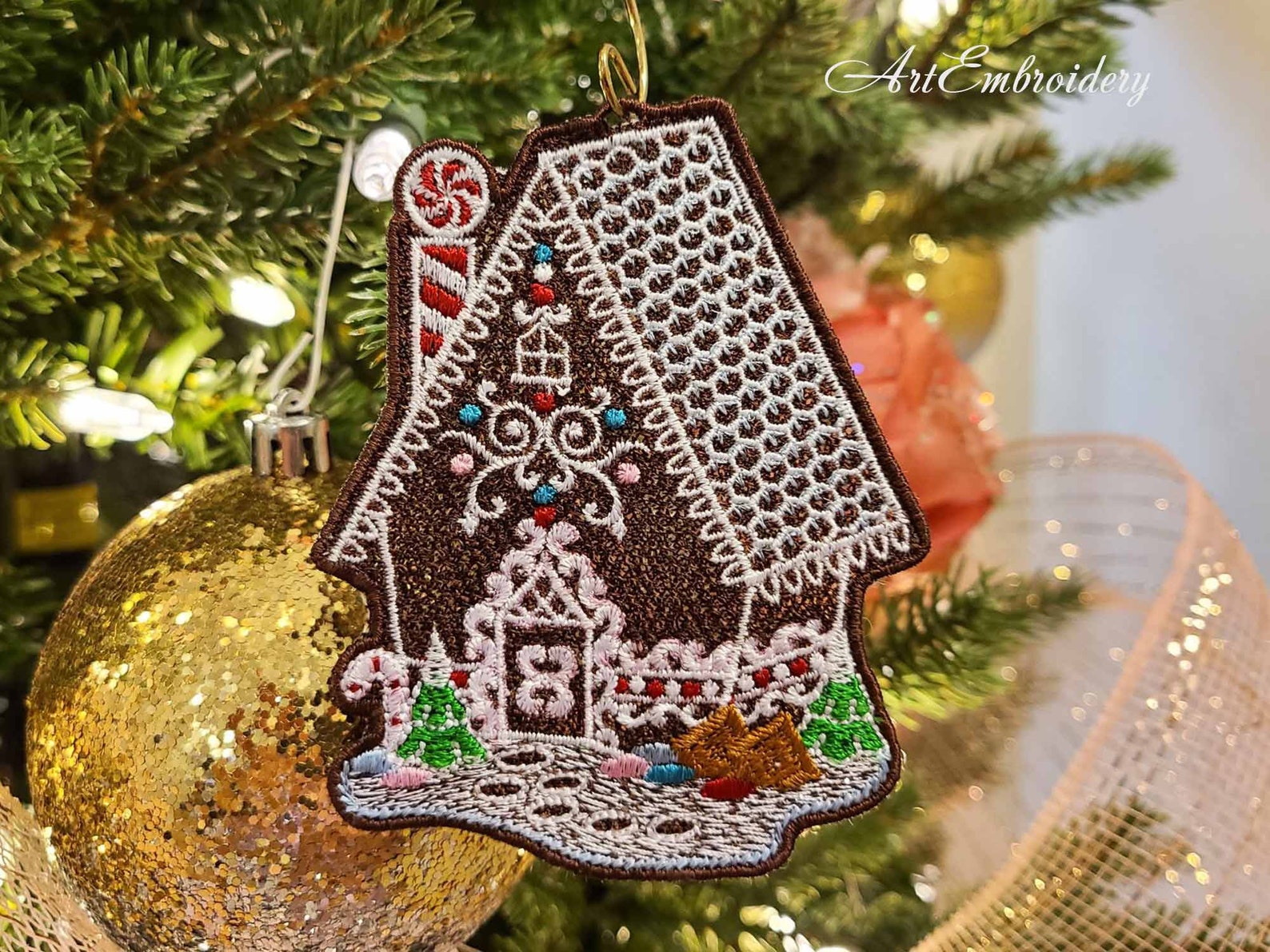 FSL Chocolate Gingerbread House: Machine Embroidery Lace Design (4x4 ...